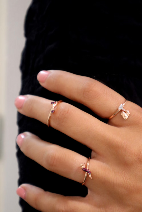 Rings to match the engagement ring | Rue des Mille